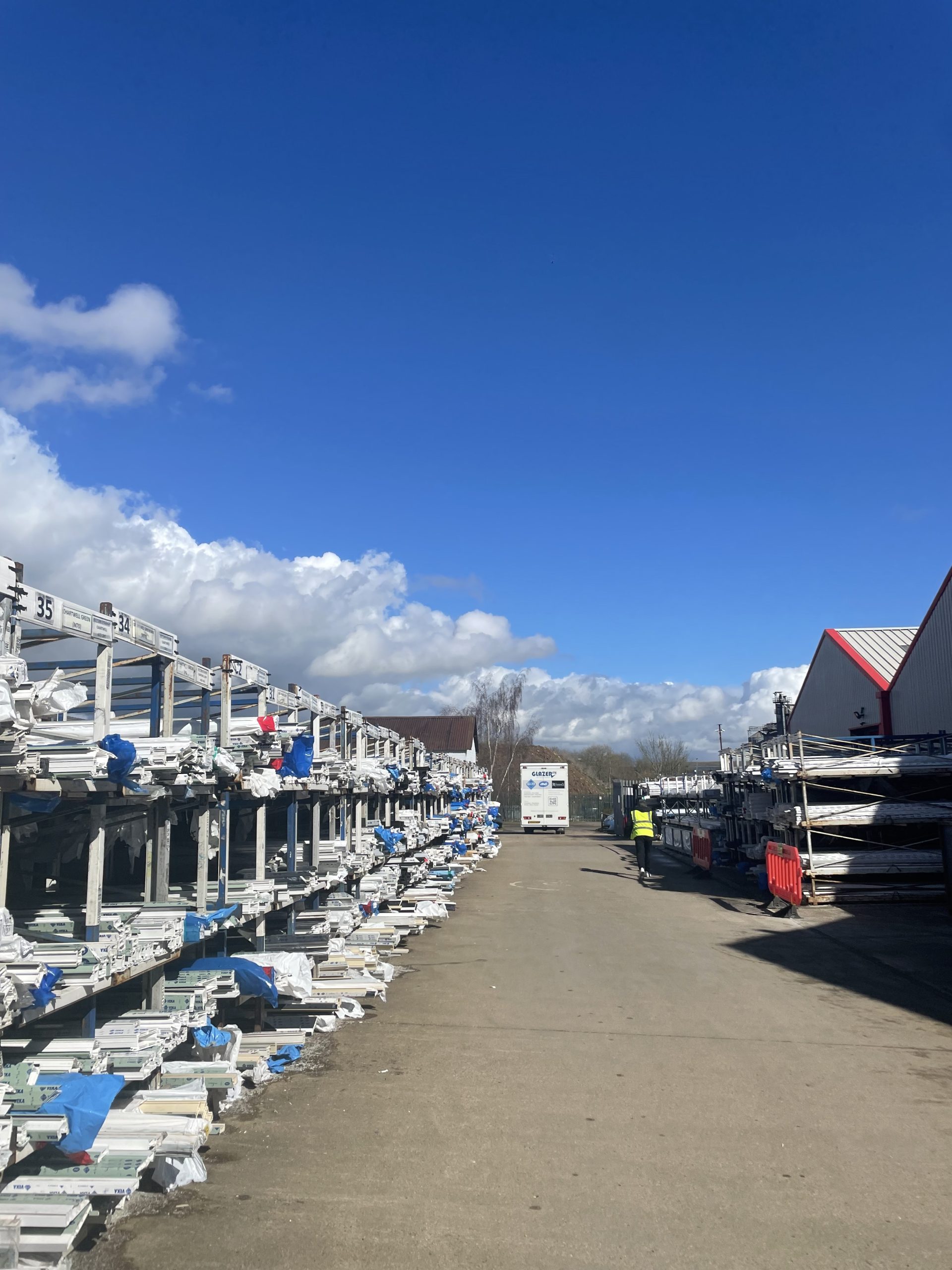 Yard Operative - Barnsley - Glazerite